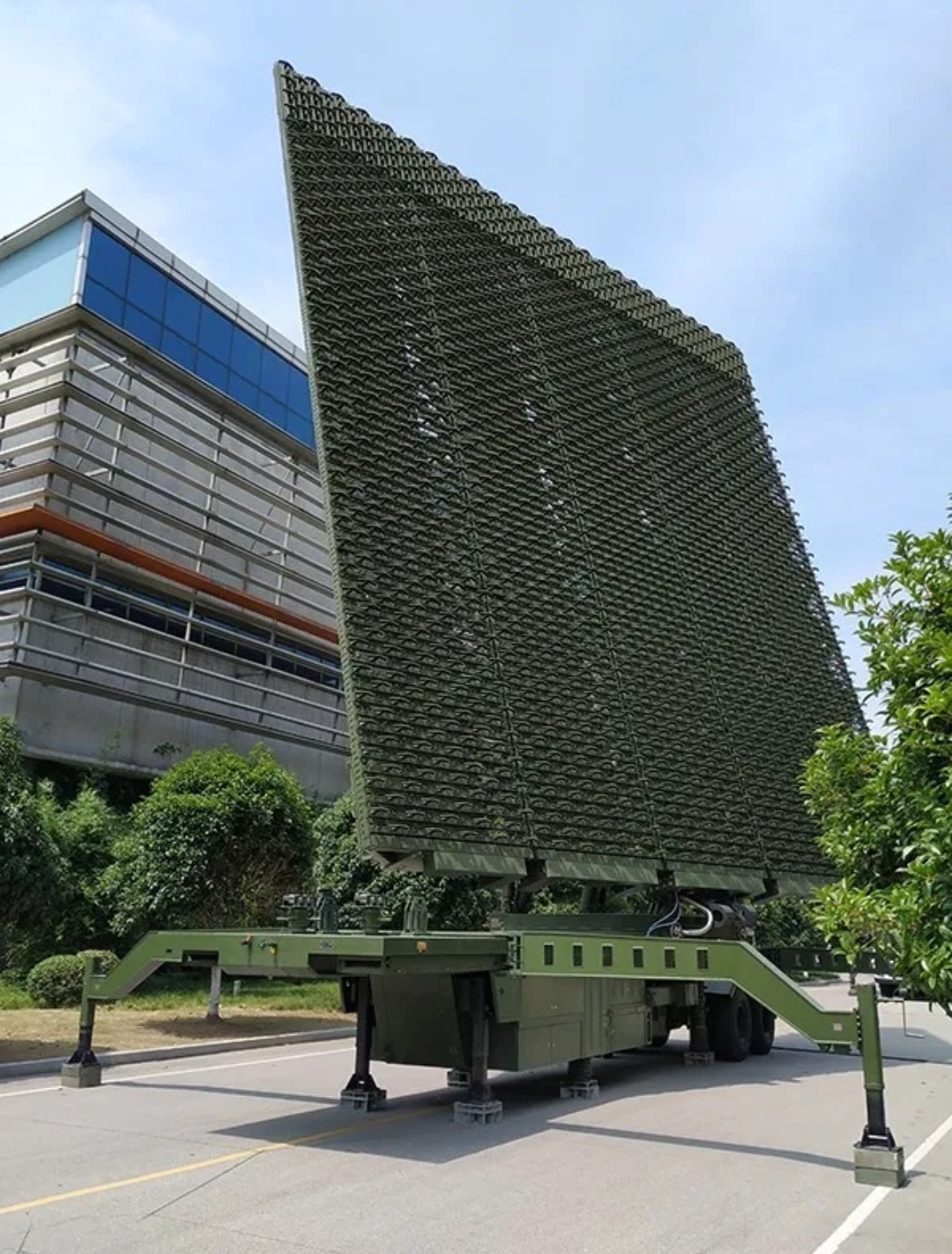 国产反隐身雷达有多牛？为人民火箭军撑起保护伞让F22无处遁-韭研公社